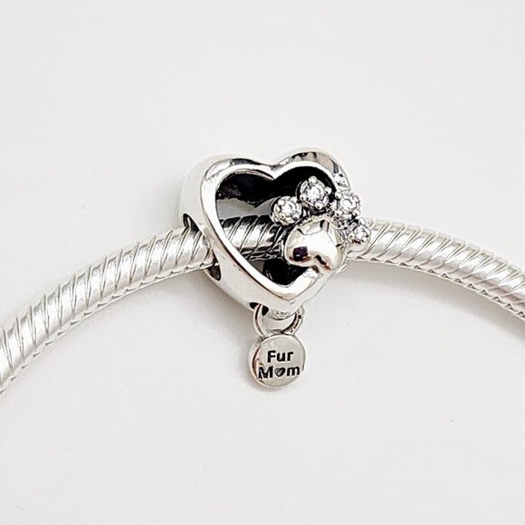 Pandora | Jewelry | Pandora Sparkling Paw Print Heart Charm | Poshmark